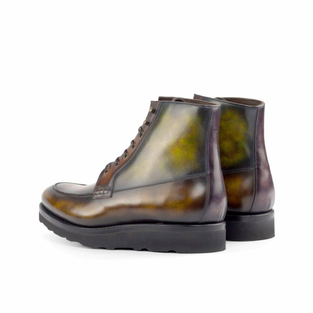 The Oak St. Moc Toe Boot No. 4989 | Robert August